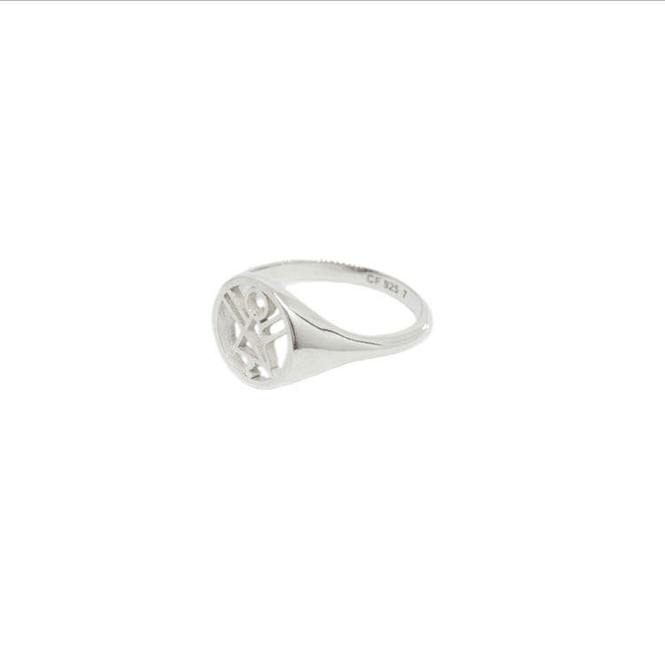 Yellowjackets Rune Signet Ring – Paramount Shop